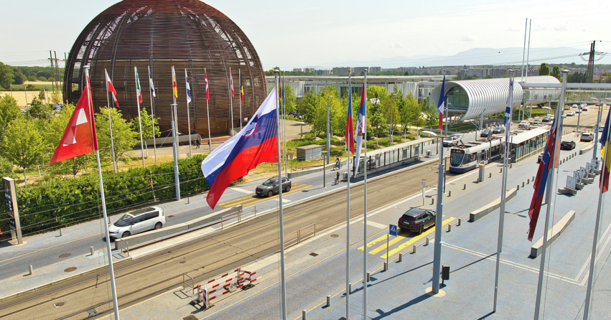 Slovenia becomes a full member of CERN & Slovenia.si