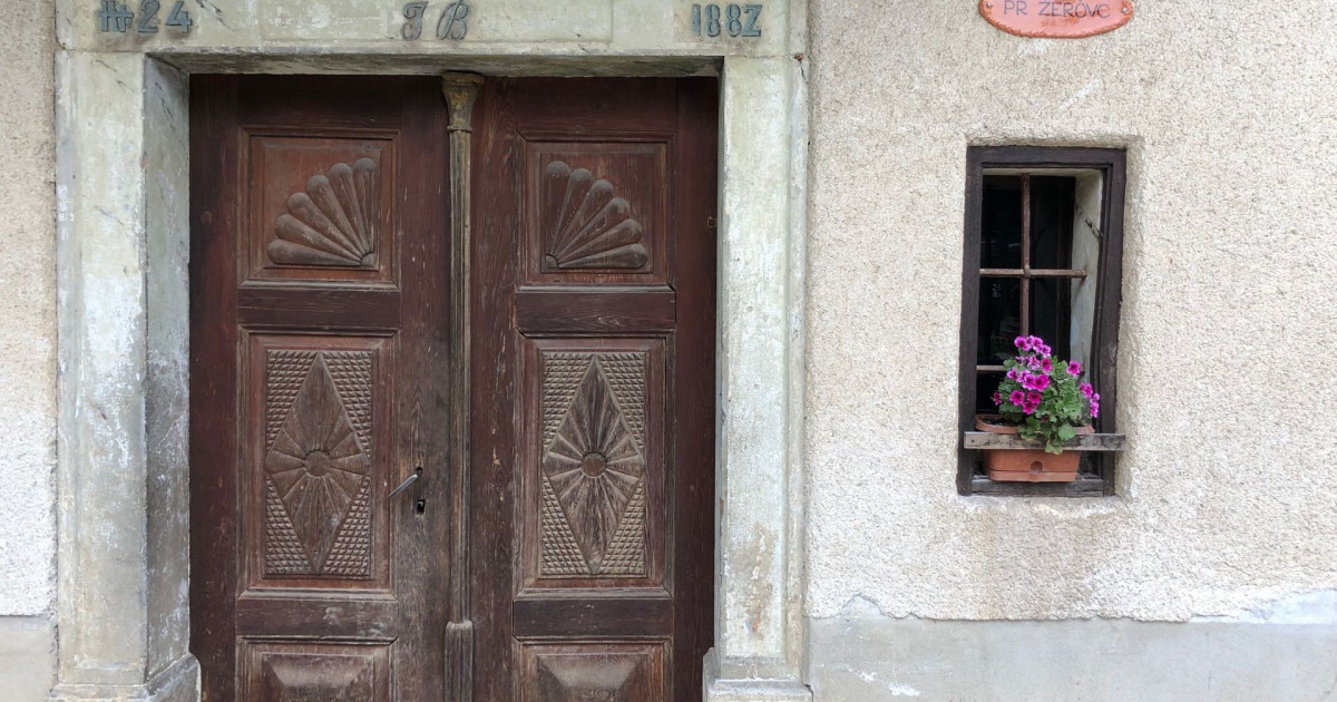 Old house names & Slovenia.si