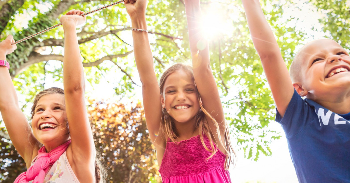 Children in Slovenia & Slovenia.si